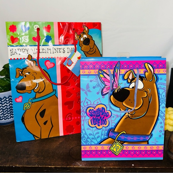 Scooby-Doo! | Party Supplies | Vintage Scooby Doo Gift Bag Bundle ...